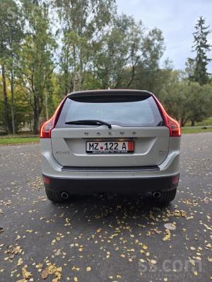 Balts Volvo XC60 2013 Jūrmala, ar dzinēja tilpumu 2.40 L un nobraukumu 304 tūkst. km par 11500 €, foto 13 vietnē AUTOMOTO.COM.LV