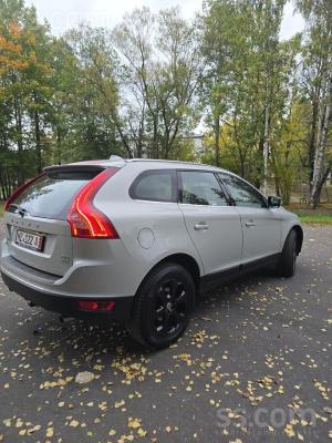 Balts Volvo XC60 2013 Jūrmala, ar dzinēja tilpumu 2.40 L un nobraukumu 304 tūkst. km par 11500 €, foto 19 vietnē AUTOMOTO.COM.LV