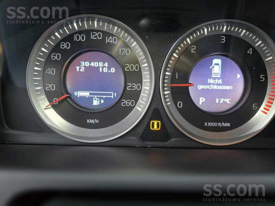 Balts Volvo XC60 2013 Jūrmala, ar dzinēja tilpumu 2.40 L un nobraukumu 304 tūkst. km par 11500 €, foto 26 vietnē AUTOMOTO.COM.LV