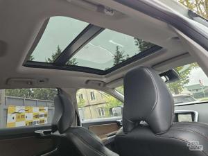 Balts Volvo XC60 2013 Šauļi, ar dzinēja tilpumu 2.40 L un nobraukumu 207 tūkst. km par 13950 €, foto 23 vietnē AUTOMOTO.COM.LV