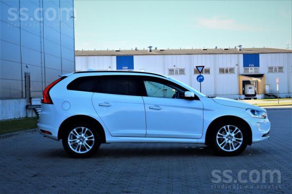 White Volvo XC60 2014 in Riga, with an engine capacity of 2.40 L and mileage of 228 thousand km for 6300 €, photo 6 on AUTOMOTO.COM.LV