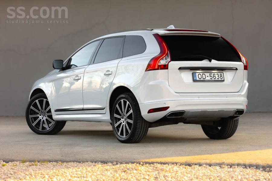 White Volvo XC60 2014 in Jelgava, with an engine capacity of 2.00 L and mileage of 240 thousand km for 7650 €, photo 7 on AUTOMOTO.COM.LV
