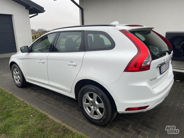 Balts Volvo XC60 2014 Plungė, ar dzinēja tilpumu 2.00 L un nobraukumu 245 tūkst. km par 9500 €, foto 6 vietnē AUTOMOTO.COM.LV