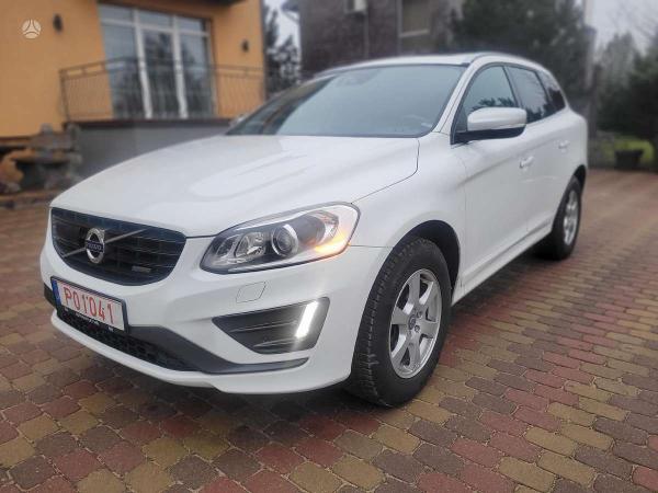 White Volvo XC60 2014 in Vilnius, with an engine capacity of 2.40 L and mileage of 234 thousand km for 13850 €, photo 1 on AUTOMOTO.COM.LV