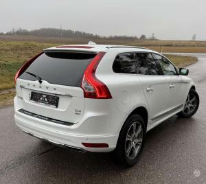 Balts Volvo XC60 2014 Viļņa, ar dzinēja tilpumu 2.40 L un nobraukumu 155 tūkst. km par 14950 €, foto 4 vietnē AUTOMOTO.COM.LV
