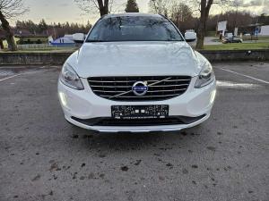 Balts Volvo XC60 2014 Alīta, ar dzinēja tilpumu 1.98 L un nobraukumu 300 tūkst. km par 9499 €, foto 3 vietnē AUTOMOTO.COM.LV