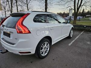 Balts Volvo XC60 2014 Alīta, ar dzinēja tilpumu 1.98 L un nobraukumu 300 tūkst. km par 9499 €, foto 7 vietnē AUTOMOTO.COM.LV