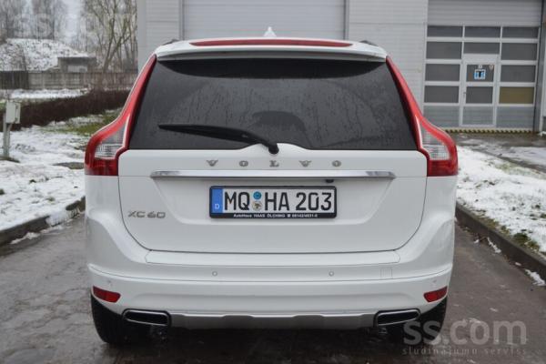 White Volvo XC60 2014 in Riga, with an engine capacity of 2.40 L and mileage of 0 thousand km for 12950 €, photo 5 on AUTOMOTO.COM.LV