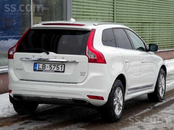 Balts Volvo XC60 2014 Rīga, ar dzinēja tilpumu 2.40 L un nobraukumu 195 tūkst. km par 13700 €, foto 2 vietnē AUTOMOTO.COM.LV