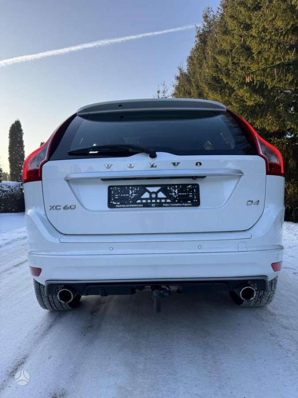 Balts Volvo XC60 2014 Alīta, ar dzinēja tilpumu 1.98 L un nobraukumu 234 tūkst. km par 11850 €, foto 8 vietnē AUTOMOTO.COM.LV