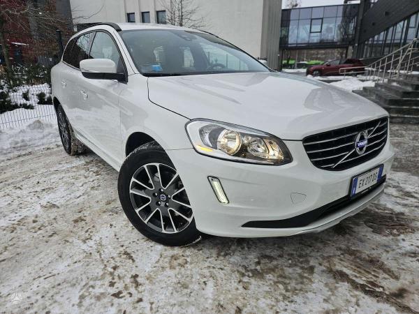 White Volvo XC60 2014 in Kaunas, with an engine capacity of 1.97 L and mileage of 160 thousand km for 12700 €, photo 5 on AUTOMOTO.COM.LV