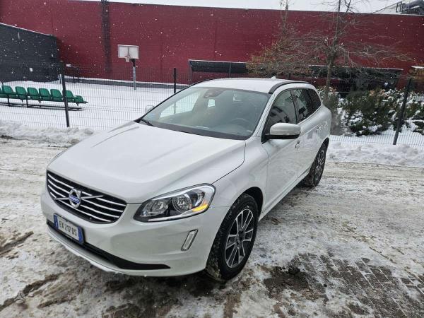 White Volvo XC60 2014 in Kaunas, with an engine capacity of 1.97 L and mileage of 160 thousand km for 12700 €, photo 9 on AUTOMOTO.COM.LV