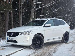 White Volvo XC60 2014 in Vilnius, with an engine capacity of 2.40 L and mileage of 258 thousand km for 15400 €, photo 2 on AUTOMOTO.COM.LV
