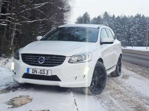 White Volvo XC60 2014 in Vilnius, with an engine capacity of 2.40 L and mileage of 258 thousand km for 15400 €, photo 6 on AUTOMOTO.COM.LV
