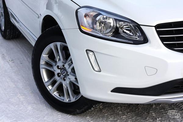 Balts Volvo XC60 2014 Petrikaičiai, ar dzinēja tilpumu 3.20 L un nobraukumu 147 tūkst. km par 10999 €, foto 9 vietnē AUTOMOTO.COM.LV