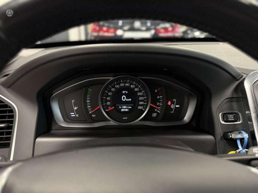 Balts Volvo XC60 2014 Klaipėda, ar dzinēja tilpumu 1.98 L un nobraukumu 257 tūkst. km par 12950 €, foto 6 vietnē AUTOMOTO.COM.LV