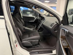 Balts Volvo XC60 2014 Klaipėda, ar dzinēja tilpumu 1.98 L un nobraukumu 257 tūkst. km par 12950 €, foto 8 vietnē AUTOMOTO.COM.LV