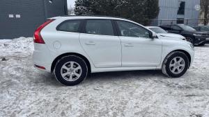 White Volvo XC60 2014 in Kaunas, with an engine capacity of 1.97 L and mileage of 130 thousand km for 12600 €, photo 2 on AUTOMOTO.COM.LV