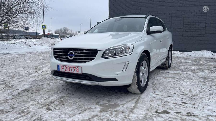 White Volvo XC60 2014 in Kaunas, with an engine capacity of 1.97 L and mileage of 130 thousand km for 12600 €, photo 5 on AUTOMOTO.COM.LV