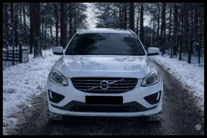 White Volvo XC60 2014 in Vilnius, with an engine capacity of 2.40 L and mileage of 225 thousand km for 15500 €, photo 2 on AUTOMOTO.COM.LV