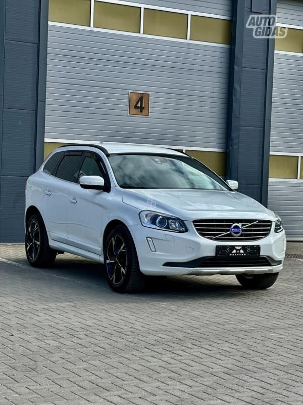 Balts Volvo XC60 2014 Kretinga, ar dzinēja tilpumu 2.00 L un nobraukumu 286 tūkst. km par 11999 €, foto 3 vietnē AUTOMOTO.COM.LV