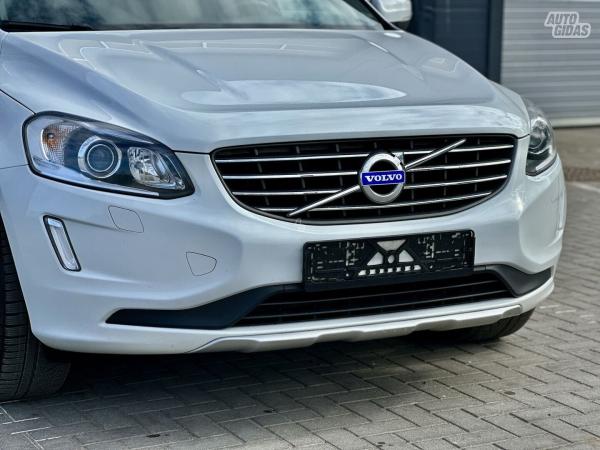 Balts Volvo XC60 2014 Kretinga, ar dzinēja tilpumu 2.00 L un nobraukumu 286 tūkst. km par 11999 €, foto 4 vietnē AUTOMOTO.COM.LV