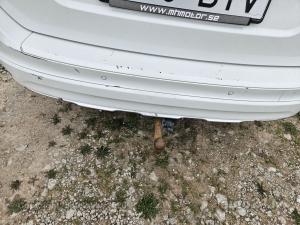 White Volvo XC60 2014 in Tallinn, with an engine capacity of 2.40 L and mileage of 380 thousand km for 6500 €, photo 8 on AUTOMOTO.COM.LV