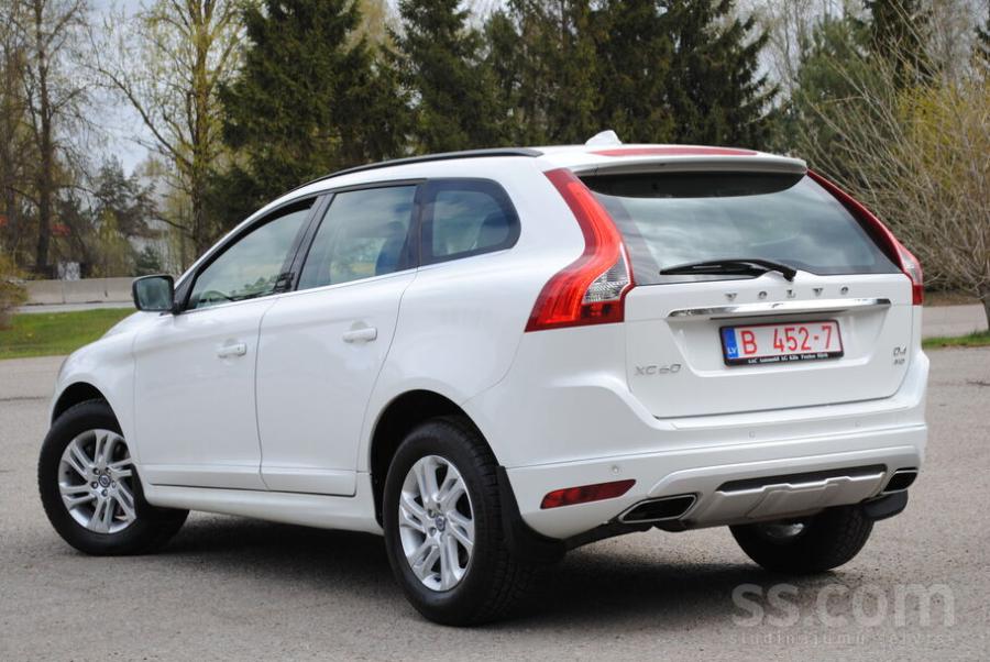 White Volvo XC60 2014 in Riga, with an engine capacity of 2.40 L and mileage of 237 thousand km for 11590 €, photo 4 on AUTOMOTO.COM.LV