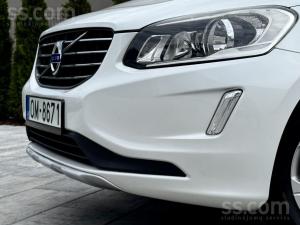 Balts Volvo XC60 2014 Jelgava, ar dzinēja tilpumu 2.00 L un nobraukumu 173 tūkst. km par 13800 €, foto 6 vietnē AUTOMOTO.COM.LV