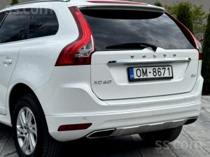 Balts Volvo XC60 2014 Jelgava, ar dzinēja tilpumu 2.00 L un nobraukumu 173 tūkst. km par 13800 €, foto 12 vietnē AUTOMOTO.COM.LV