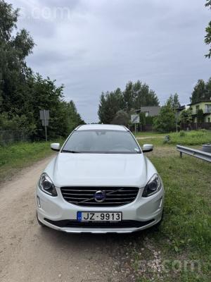 Balts Volvo XC60 2014 Rīga, ar dzinēja tilpumu 2.40 L un nobraukumu 226 tūkst. km par 11950 €, foto 1 vietnē AUTOMOTO.COM.LV
