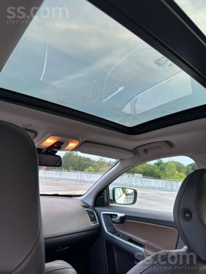 White Volvo XC60 2014 in Riga, with an engine capacity of 2.00 L and mileage of 170 thousand km for 9500 €, photo 12 on AUTOMOTO.COM.LV