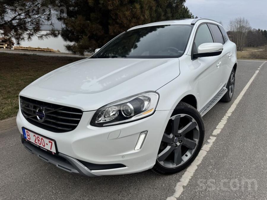 Balts Volvo XC60 2014 Ogre, ar dzinēja tilpumu 2.40 L un nobraukumu 250 tūkst. km par 13990 €, foto 1 vietnē AUTOMOTO.COM.LV