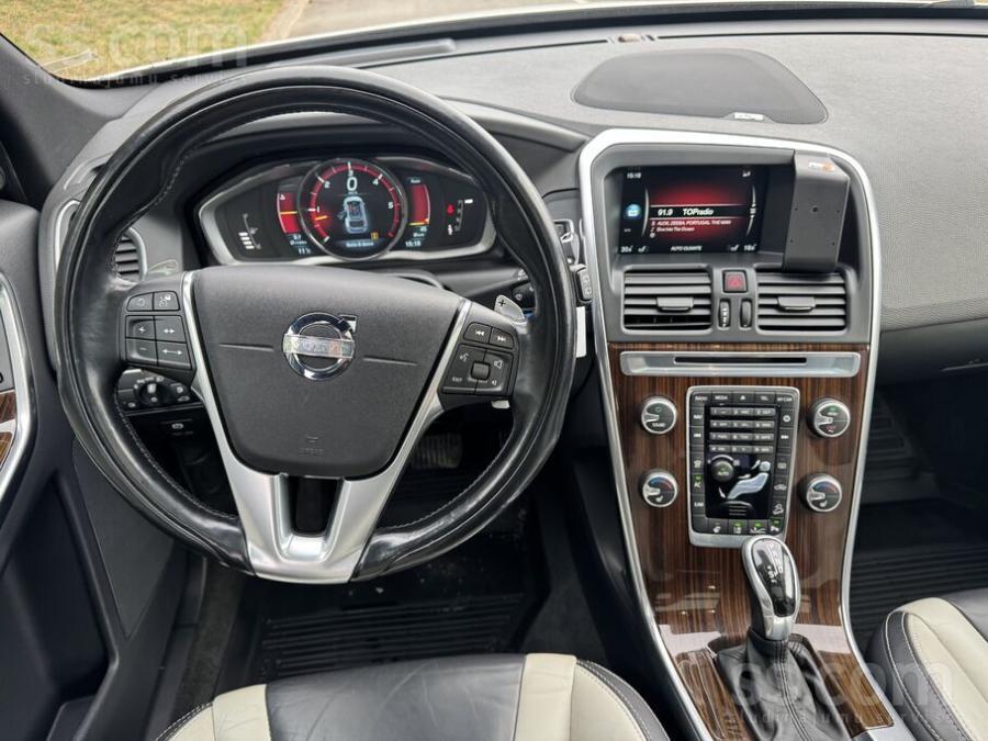 Balts Volvo XC60 2014 Ogre, ar dzinēja tilpumu 2.40 L un nobraukumu 250 tūkst. km par 13990 €, foto 19 vietnē AUTOMOTO.COM.LV