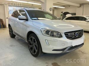 Balts Volvo XC60 2014 Ogre, ar dzinēja tilpumu 2.40 L un nobraukumu 250 tūkst. km par 13990 €, foto 35 vietnē AUTOMOTO.COM.LV