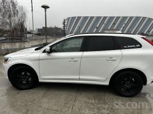 Белый Вольво ХС60 2014 в Рига, объемом двигателя 2.40 л и пробегом 374 тыс. км за 9990 €, фото 22 на AUTOMOTO.COM.LV