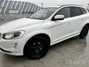 Белый Вольво ХС60 2014 в Рига, объемом двигателя 2.40 л и пробегом 374 тыс. км за 9990 €, фото 25 на AUTOMOTO.COM.LV