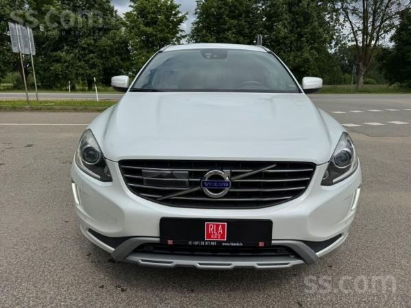 Balts Volvo XC60 2014 Ogre, ar dzinēja tilpumu 2.40 L un nobraukumu 250 tūkst. km par 13980 €, foto 2 vietnē AUTOMOTO.COM.LV