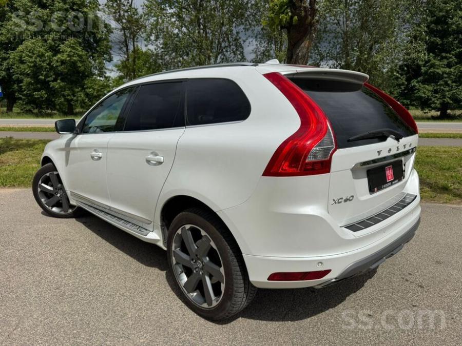 Balts Volvo XC60 2014 Ogre, ar dzinēja tilpumu 2.40 L un nobraukumu 250 tūkst. km par 13980 €, foto 7 vietnē AUTOMOTO.COM.LV