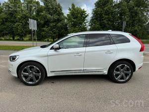 Balts Volvo XC60 2014 Ogre, ar dzinēja tilpumu 2.40 L un nobraukumu 250 tūkst. km par 13980 €, foto 10 vietnē AUTOMOTO.COM.LV