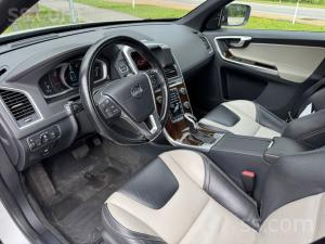 Balts Volvo XC60 2014 Ogre, ar dzinēja tilpumu 2.40 L un nobraukumu 250 tūkst. km par 13980 €, foto 16 vietnē AUTOMOTO.COM.LV