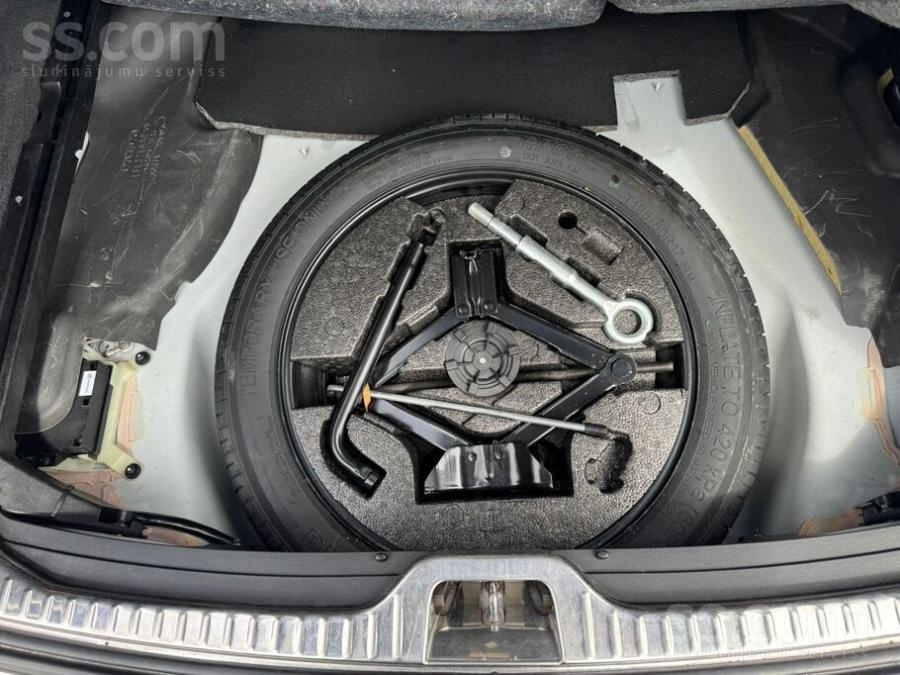 Balts Volvo XC60 2014 Ogre, ar dzinēja tilpumu 2.40 L un nobraukumu 250 tūkst. km par 13980 €, foto 27 vietnē AUTOMOTO.COM.LV