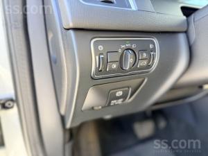 White Volvo XC60 2014 in Riga, with an engine capacity of 2.00 L and mileage of 255 thousand km for 11995 €, photo 15 on AUTOMOTO.COM.LV