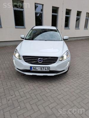 Balts Volvo XC60 2014 Jelgava, ar dzinēja tilpumu 2.40 L un nobraukumu 265 tūkst. km par 13000 €, foto 3 vietnē AUTOMOTO.COM.LV