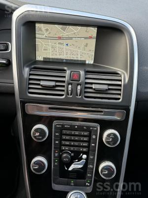 White Volvo XC60 2014 in Riga, with an engine capacity of 2.00 L and mileage of 0 thousand km for 9800 €, photo 6 on AUTOMOTO.COM.LV