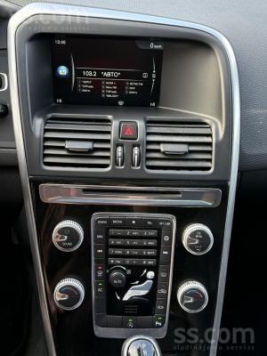 White Volvo XC60 2014 in Riga, with an engine capacity of 2.00 L and mileage of 0 thousand km for 9800 €, photo 7 on AUTOMOTO.COM.LV