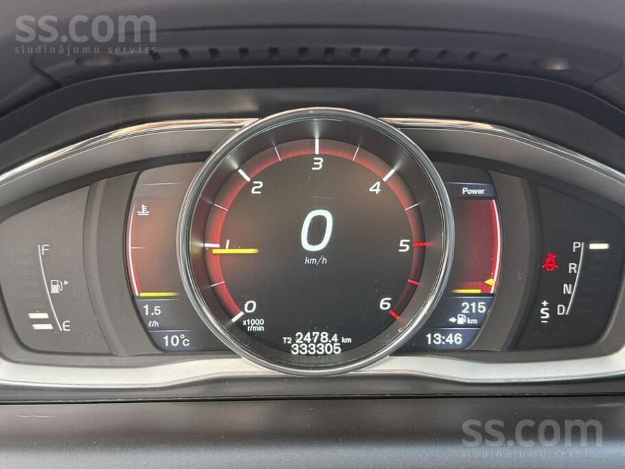 White Volvo XC60 2014 in Riga, with an engine capacity of 2.00 L and mileage of 0 thousand km for 9800 €, photo 17 on AUTOMOTO.COM.LV
