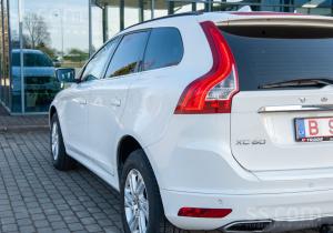 Balts Volvo XC60 2014 Cēsis, ar dzinēja tilpumu 2.40 L un nobraukumu 360 tūkst. km par 10350 €, foto 12 vietnē AUTOMOTO.COM.LV