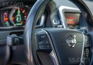 Balts Volvo XC60 2014 Cēsis, ar dzinēja tilpumu 2.40 L un nobraukumu 360 tūkst. km par 10350 €, foto 16 vietnē AUTOMOTO.COM.LV