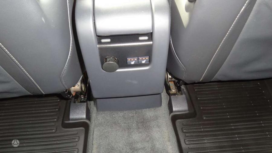 Balts Volvo XC60 2014 Joniškis, ar dzinēja tilpumu 2.40 L un nobraukumu 319 tūkst. km par 12349 €, foto 25 vietnē AUTOMOTO.COM.LV